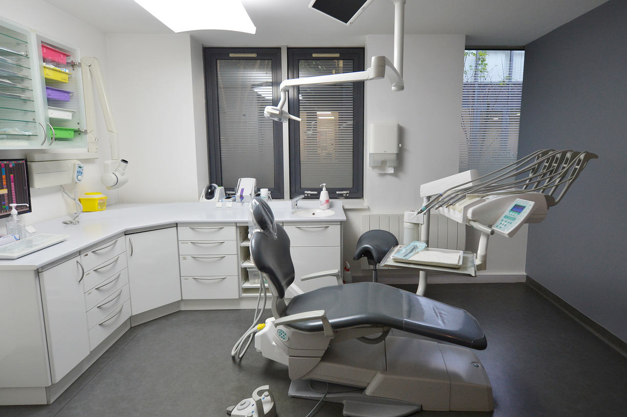 Plateau technique Angers (49100) | Dentiste Dr Thomas Bauchet et Dr ...